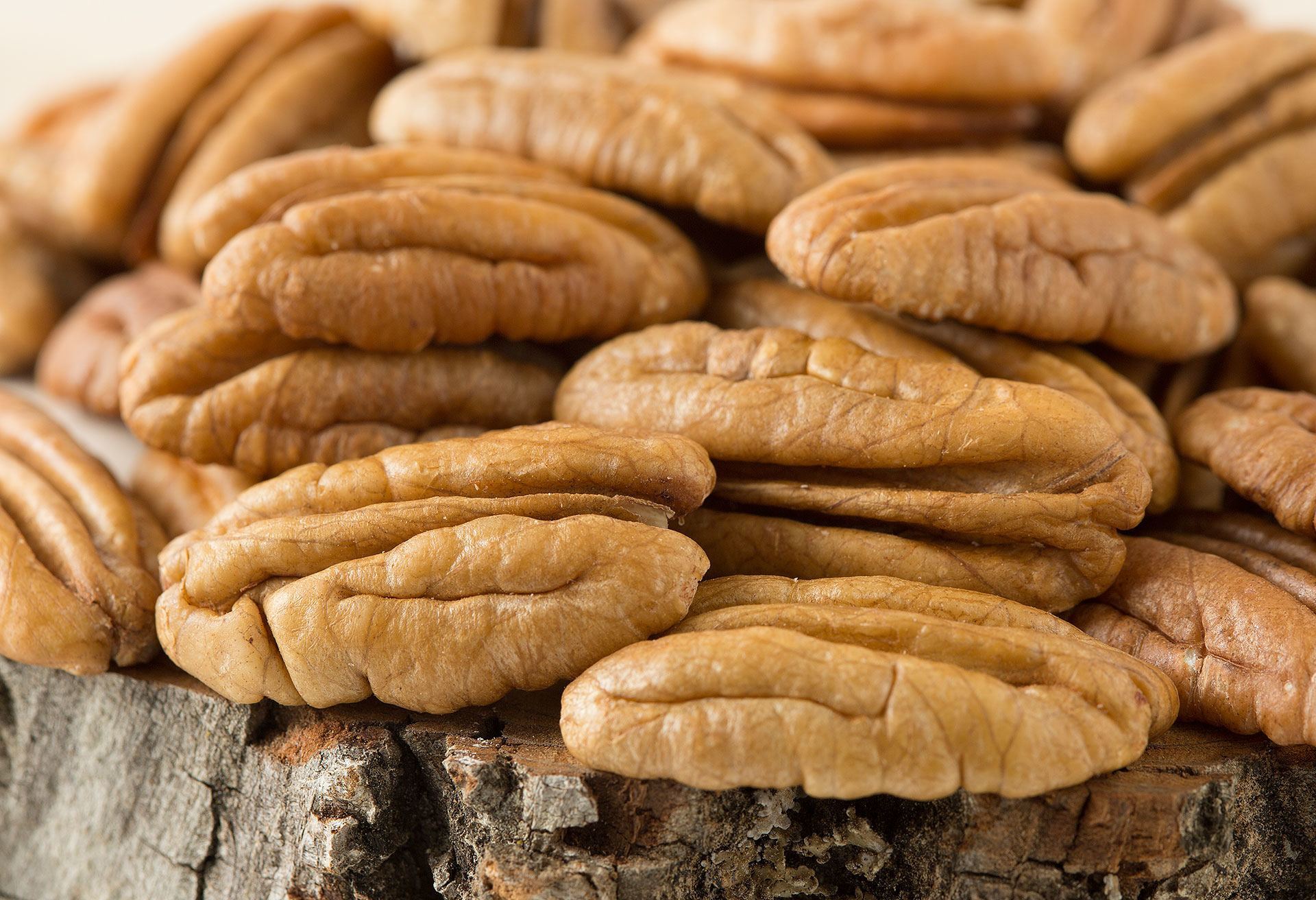 Discover the Gold Standard of Pecans At Stahmanns Pecans